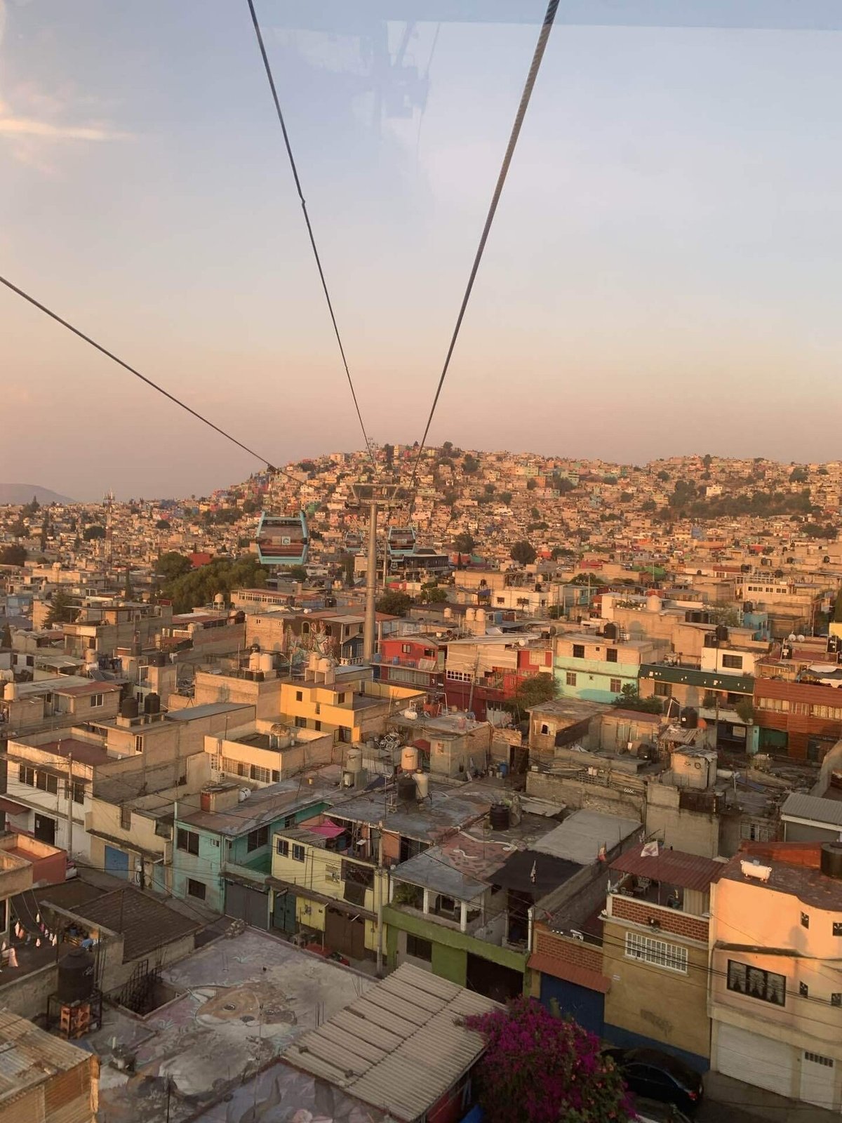 是非オススメしない、メキシコシティのケーブルカー｜yuria