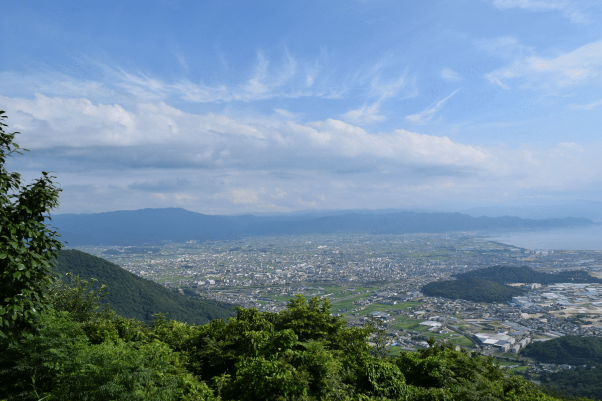 天空の鳥居｜hatahata_dayo