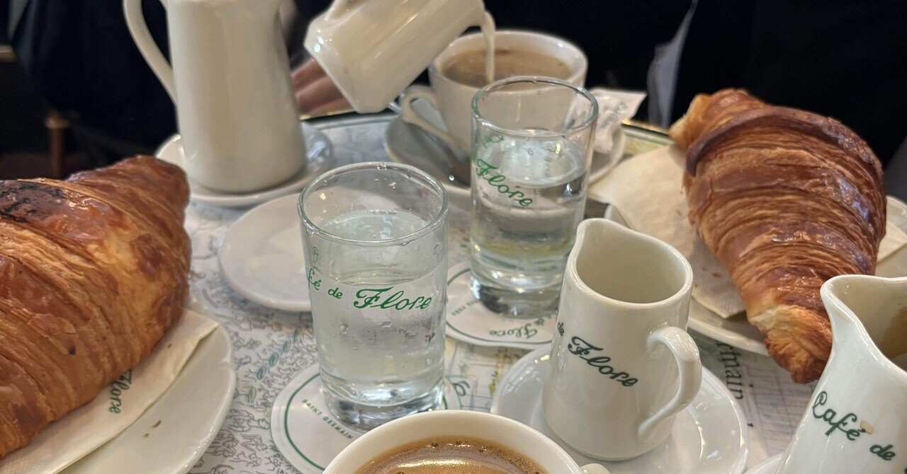 バゲットを持つ手｜azu