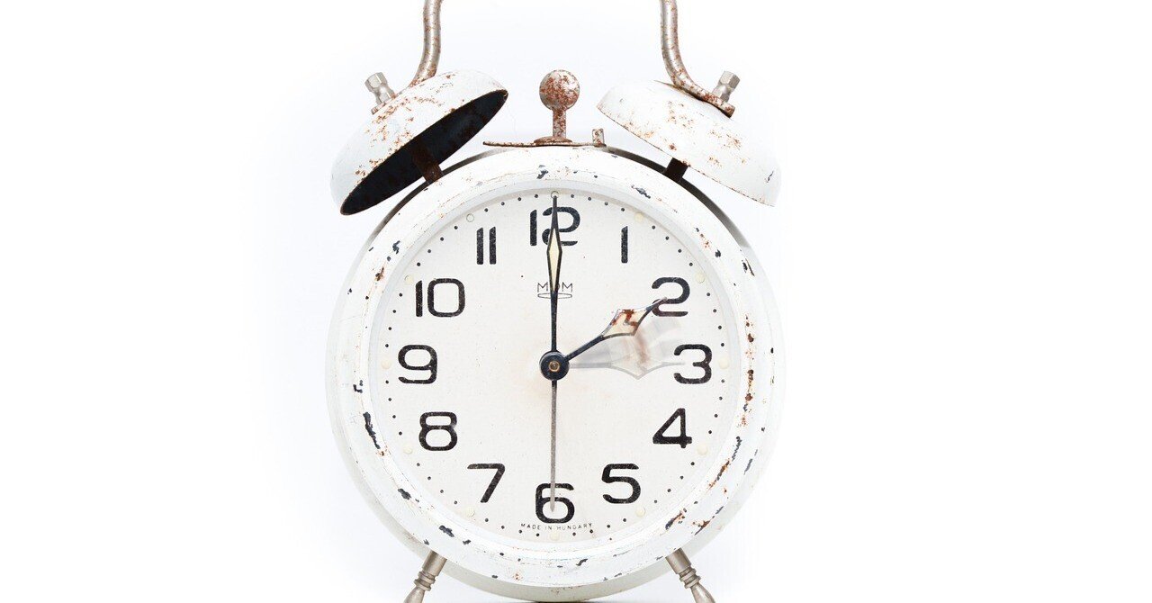 【Python】指定時刻に処理を実行！whileループで作るシンプルなタイマー｜morinokabu