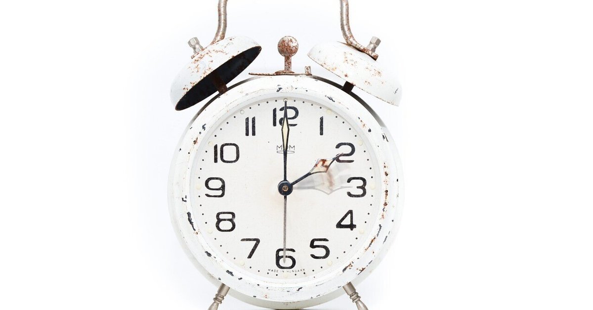 【Python】指定時刻に処理を実行！whileループで作るシンプルなタイマー｜morinokabu