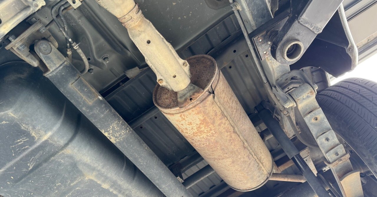 マフラー溶接🔥｜HELM MOTOR SERVICE