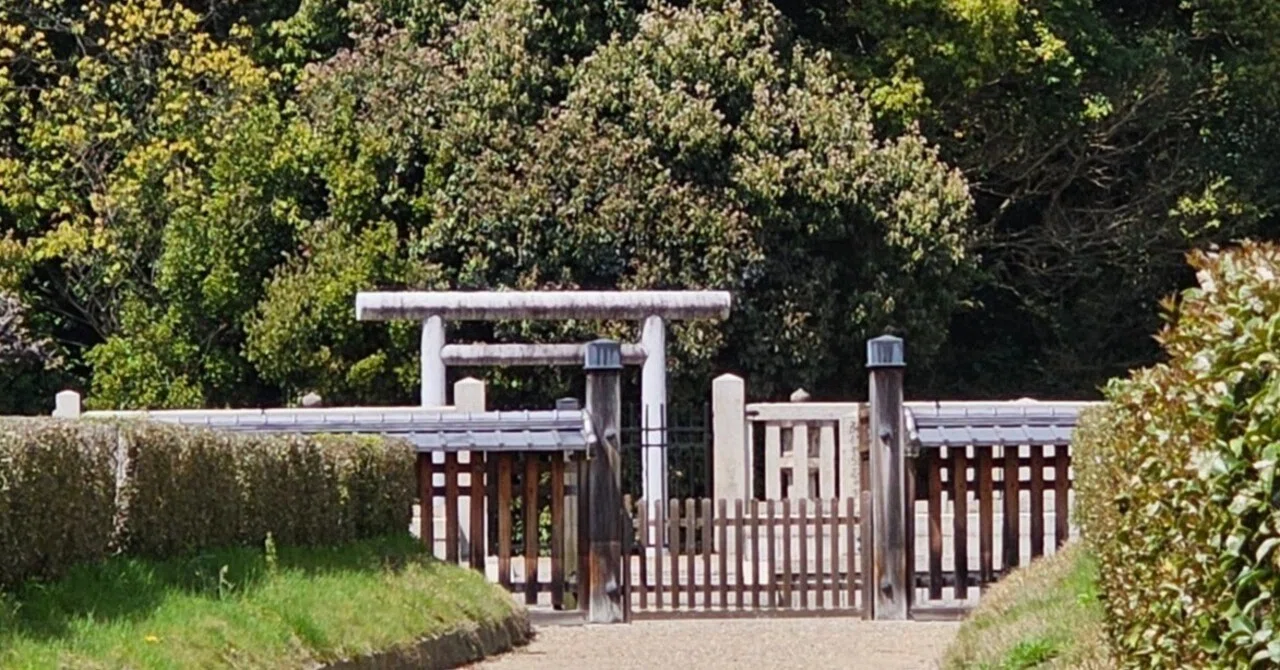 史跡散歩｜9代 開化天皇陵｜奈良・奈良市｜陵墓を歩く（14）｜xicano