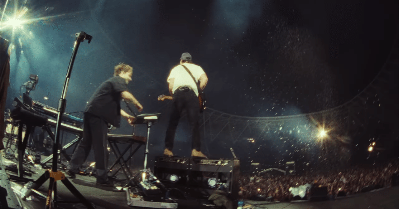 【歌詞和訳】君の思い出が耳鳴りみたいに響いてる－Rein Me In / Sam Fender & Olivia Dean｜ち