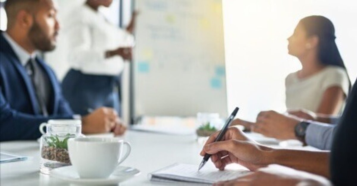 【ビジネス英語】議事録。｜Aika Florence