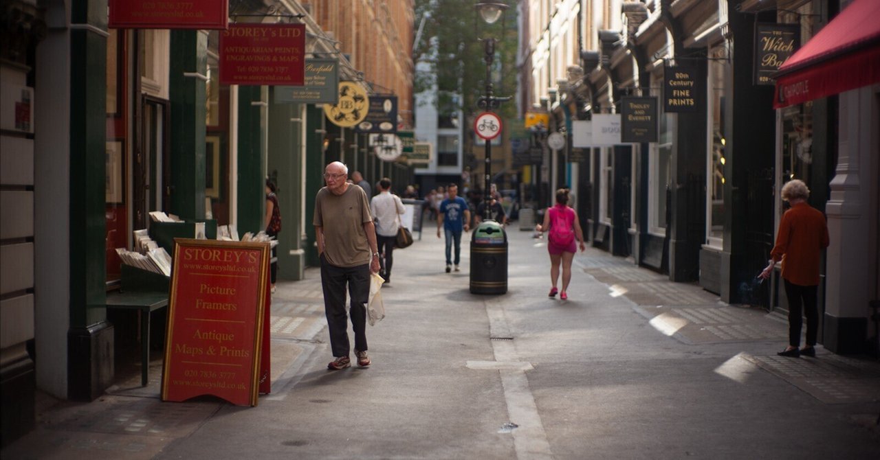ロンドンの夏、僕がM240で色を撮った理由｜上田和寛（Kazuhiro Ueda）