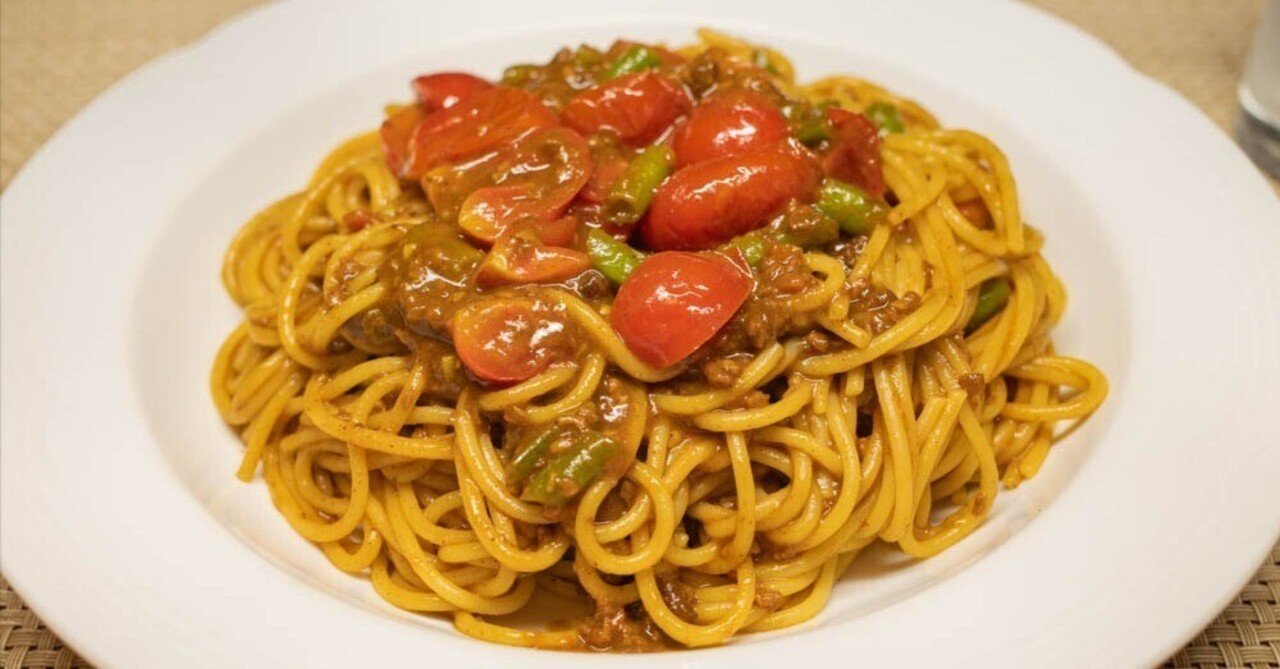 LEE🔥🔥辛さ12倍🔥🔥ガーリックキーマカレーのパスタ｜movinow