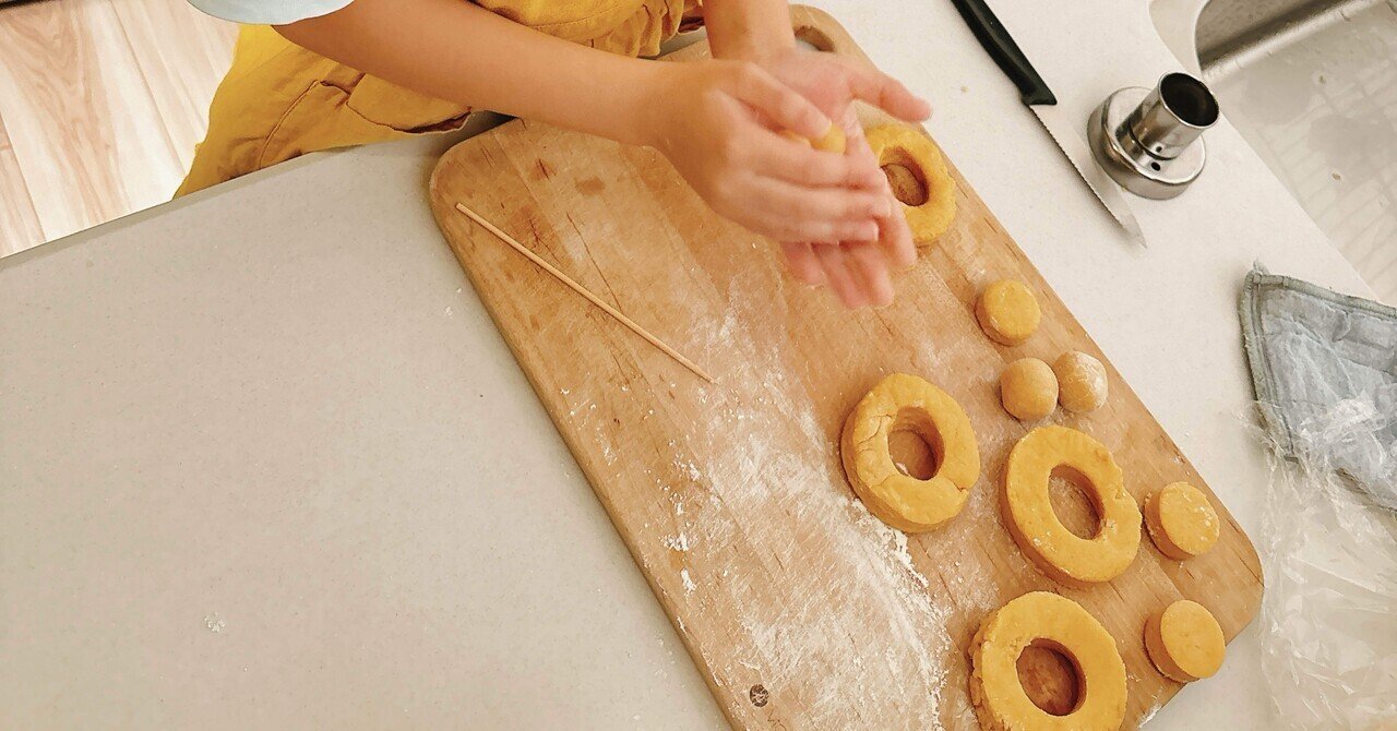 【3年生の自由研究】さくさくドーナツとふわふわドーナツ、どう違う？｜ayako / astrakot works