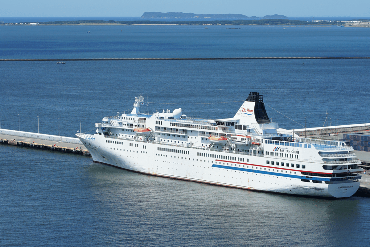 クルーズ客船「イースタンビーナス」Cruise Ship Eastern Venus 博多港｜MELLOW TIMES IN THIS ...