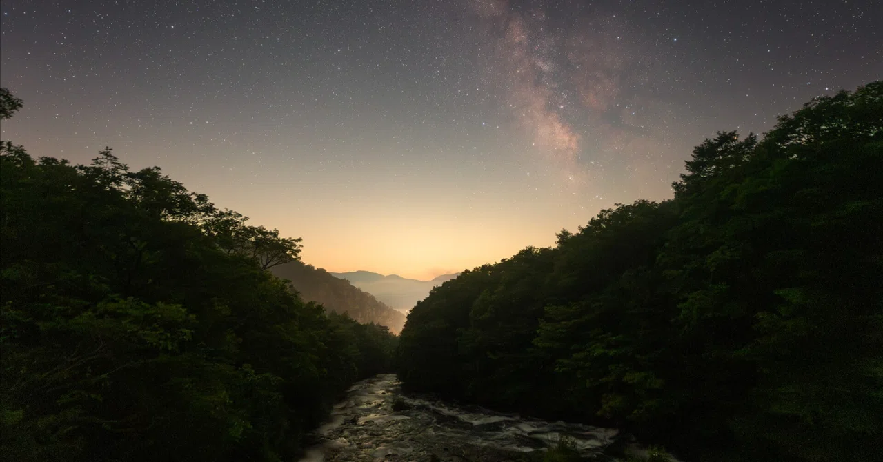 Photographing stars at Senjogahara while being scared of bears｜星空写真家 × ...