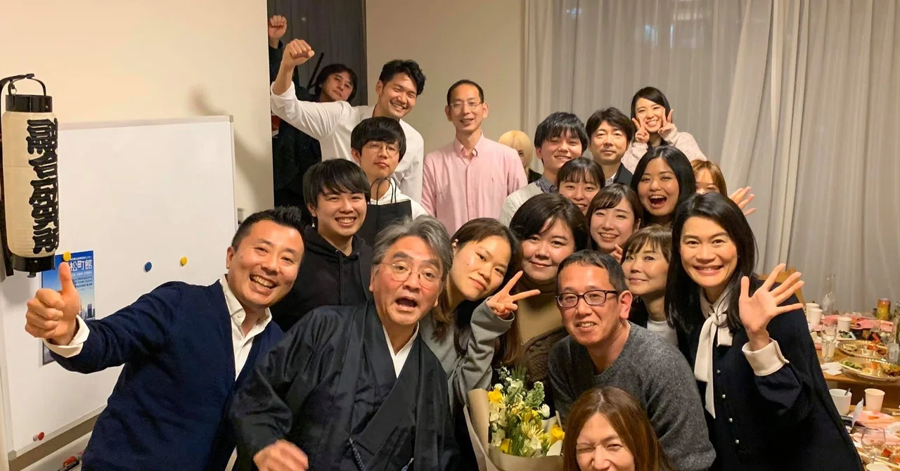 「同窓会」が行われるコミュニティの3つの特徴｜辻 貴之