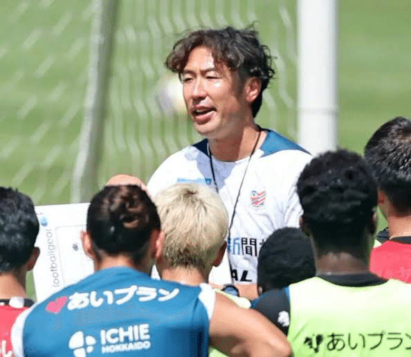「柴田慎吾新監督とともに、再び攻撃サッカーの頂へ — コンサドーレ再出発」｜hira_con29