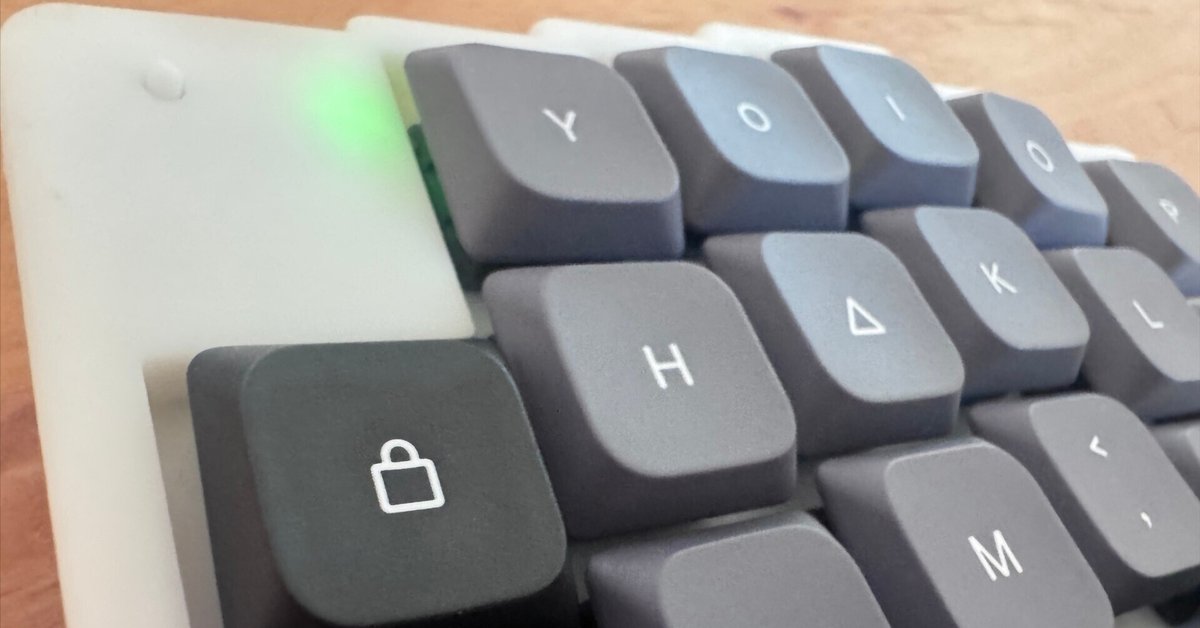 roBa のバッテリー残量レベルを zmk-rgbled-widget を使って確認する｜utm