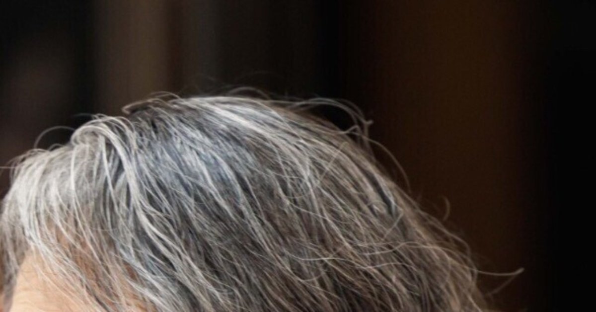 老い活 ー 白髪染めをやめた訳。｜yokoju