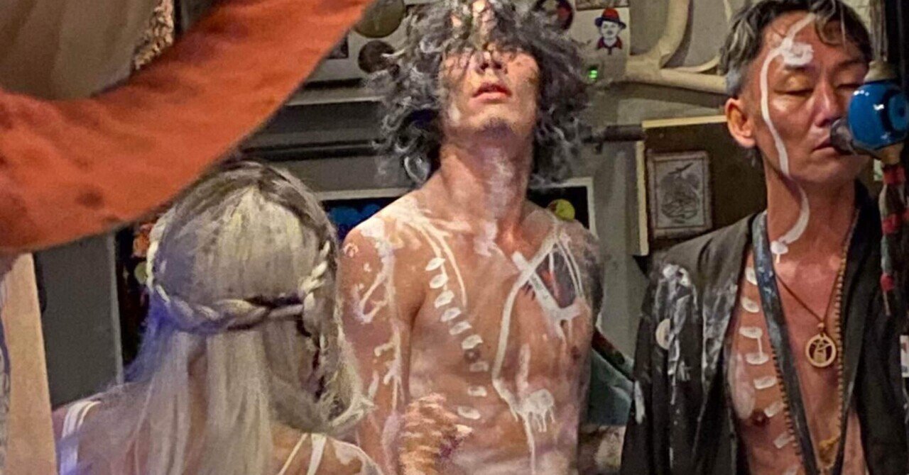 北新地の地下室で実験的即興パフォーマンス｜Kackey@dabigtree｜Ne - 音と根の詩