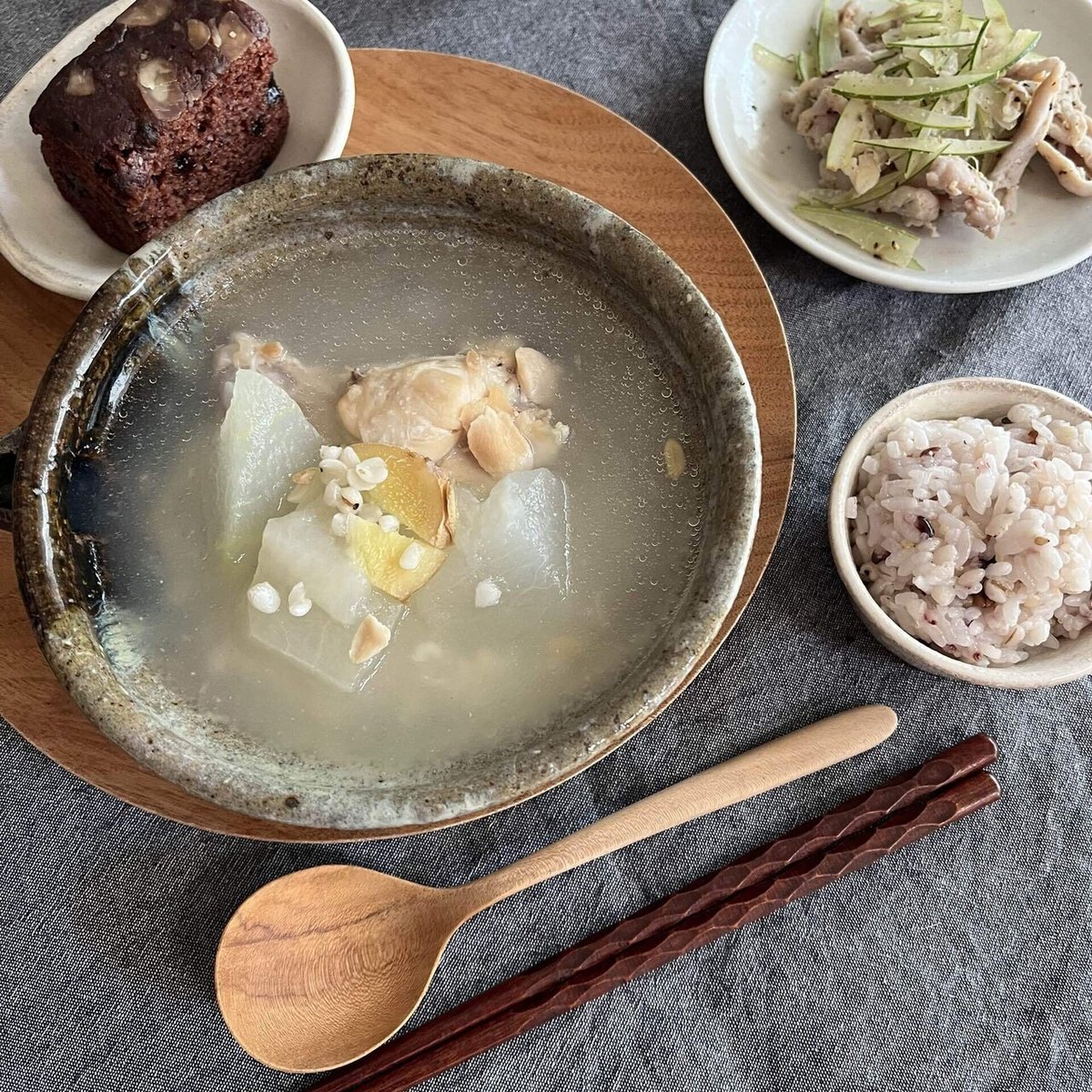毎日ごはん 丸ごと冬瓜スープご飯で、体の中からリフレッシュ｜kobokobo