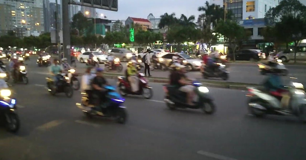 大人はともかく｜Manabu Harada