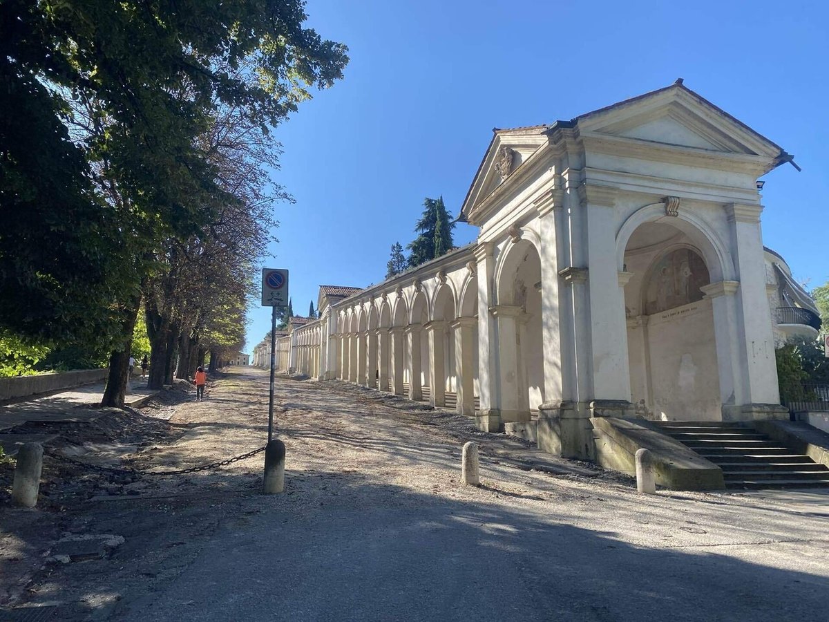 Vicenza - 教会と劇場とアンフォラ｜城 拓 / Hiroshi Jo