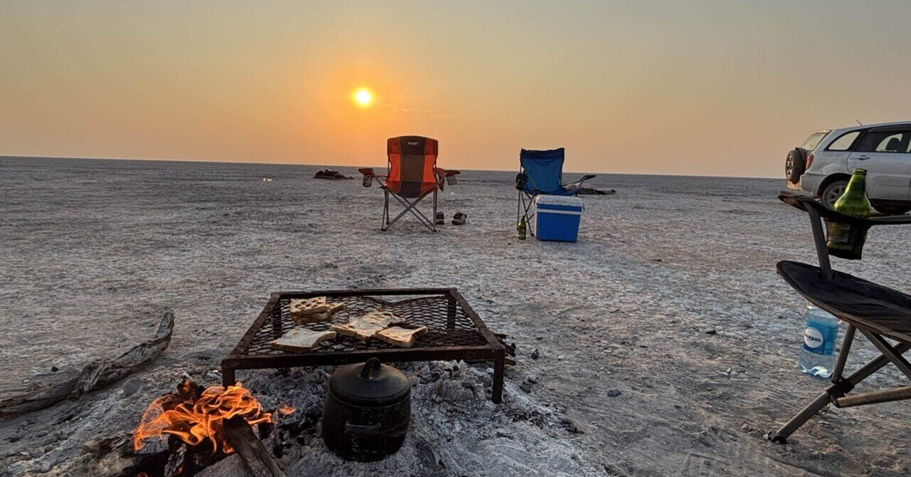 【観光編 | ボツワナ🇧🇼③-2 | グエタ】 世界最大級の塩湖でキャンプ！ 流れ星も見える星空を独り占めした1泊2日 in マカディカディ塩湖 〜キャンプ体験〜 （120日目 | 2025. ...