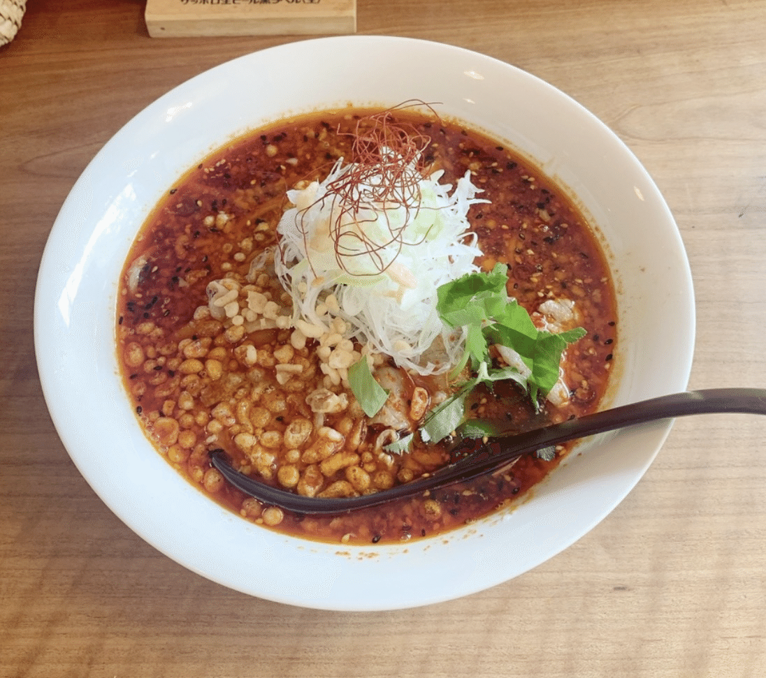 鶏と創作料理で遊ぶ、逗子の隠れ家居酒屋｜babyhair