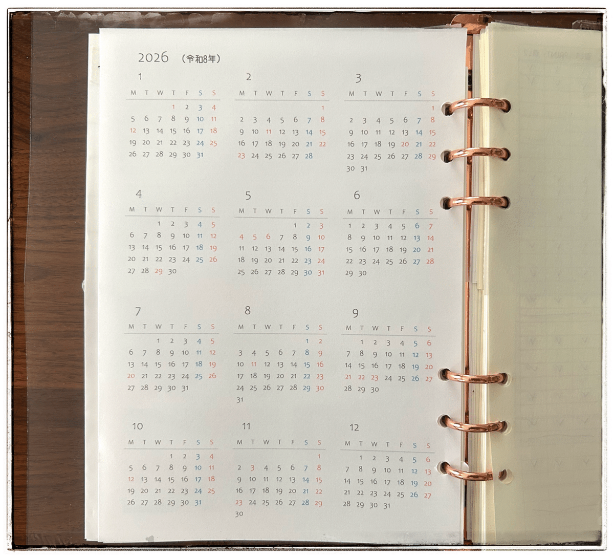 【フリーダウンロード】A5/バイブル/A6サイズの年間カレンダーページ 手帳リフィル｜saki_note