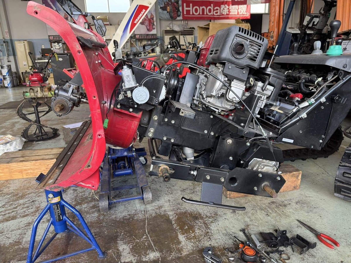 ホンダHSM1590iパワーハイトシリンダーASSY交換｜kazuo yanagi