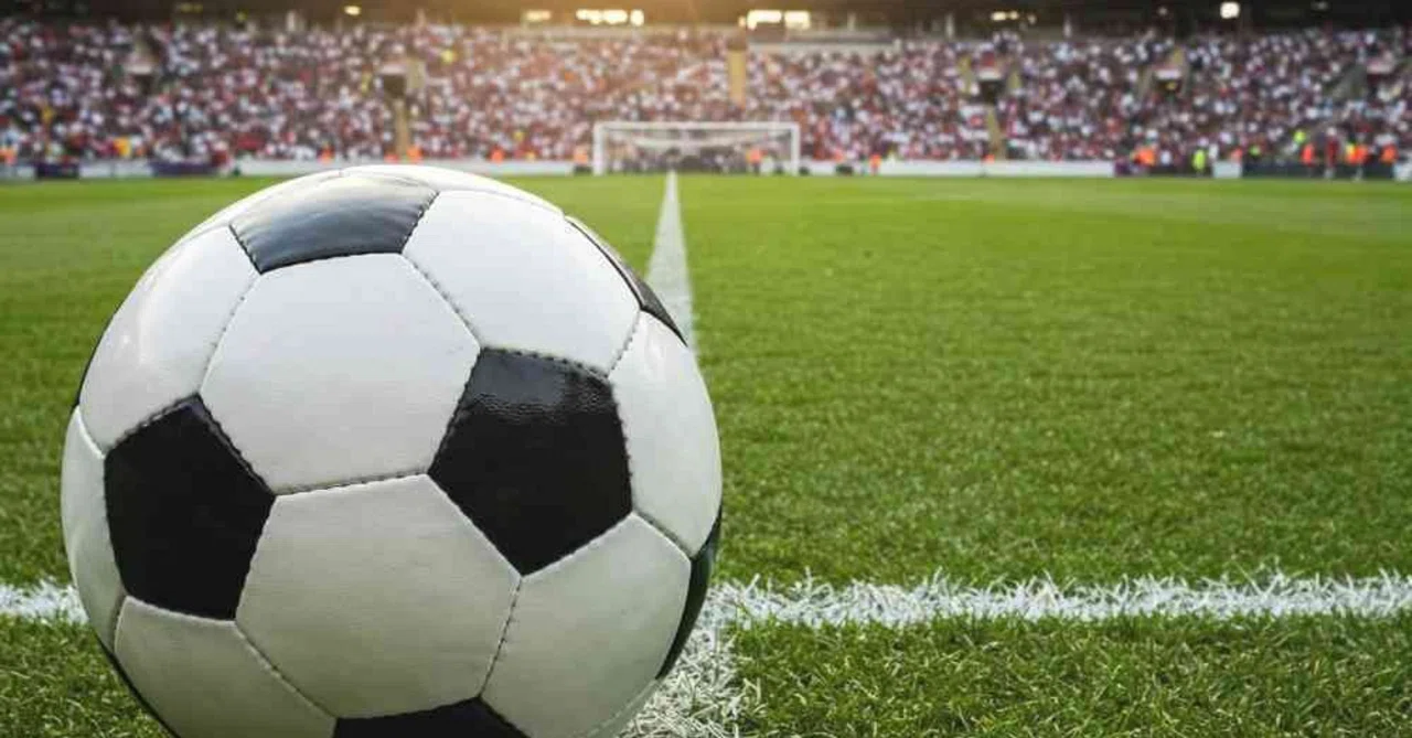 「サッカー部のルーレット儀式」断髪小説｜BBBJJJ 断髪小説作家 ️
