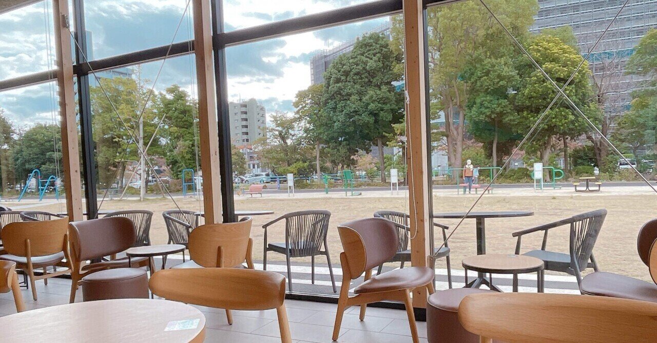 🌸朝のスタバ☕️木の香りに包まれてHoliday Joyful Town ミッション中〜🌿｜yumi_333