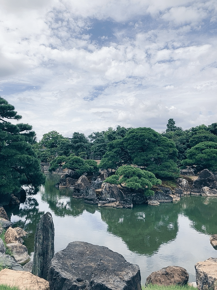 社畜のストレス発散ひとり旅in京都｜Azami