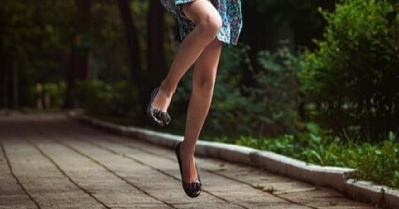 C# LINQで「最初の5件を無視する」技術。SkipとSkipWhileでデータを自在に切り取る｜morinokabu