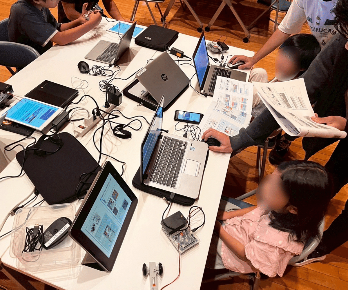 琉大ロボサーからメンターもきてくれました！CoderDojo 46回目 11/16 33名参加｜Code for Haebaru/CoderDojo Haebaru