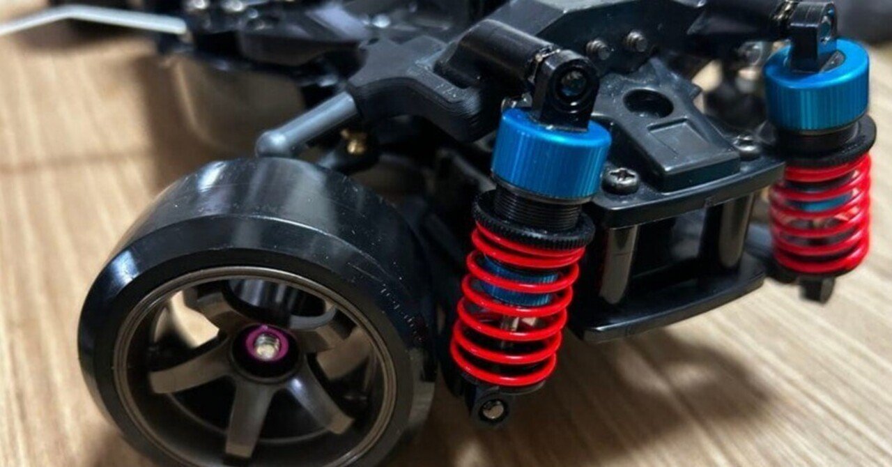 【今日見つけたお買い得】未走行ドリフト仕様！即戦力の希少マシン「M06 MRC ドリフトコンバージョン」がアルミダンパー付きで登場｜大森ちゃん