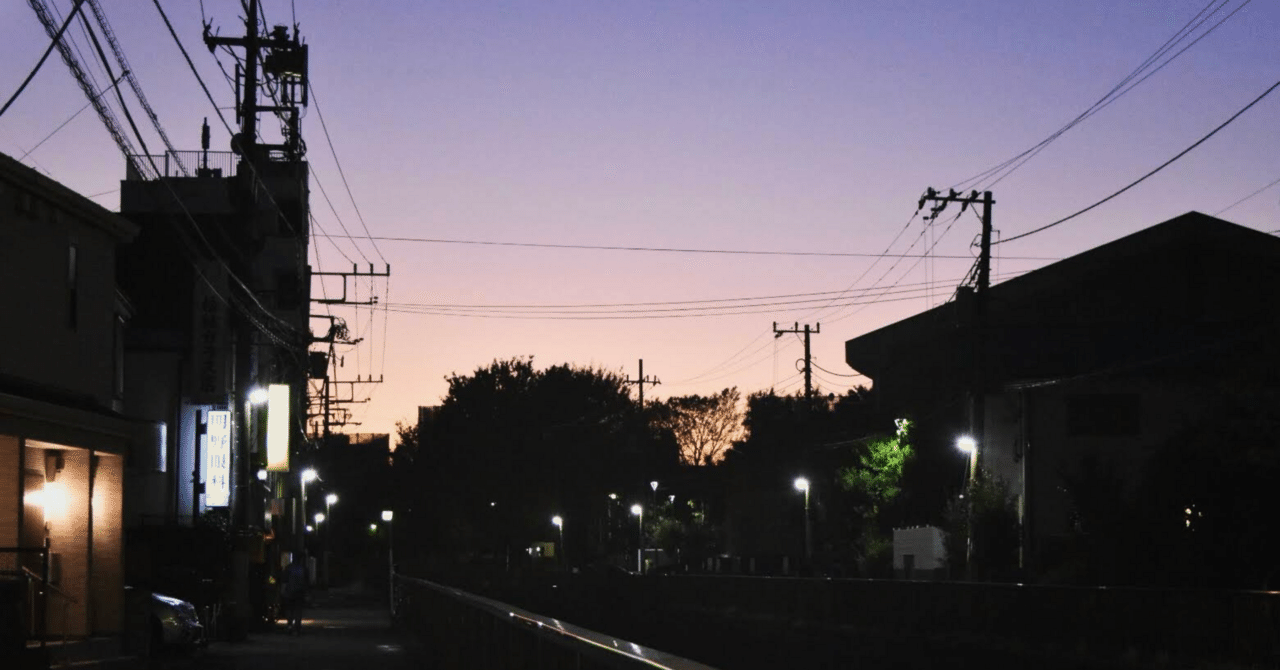 母と歩く冬の街｜Kohei