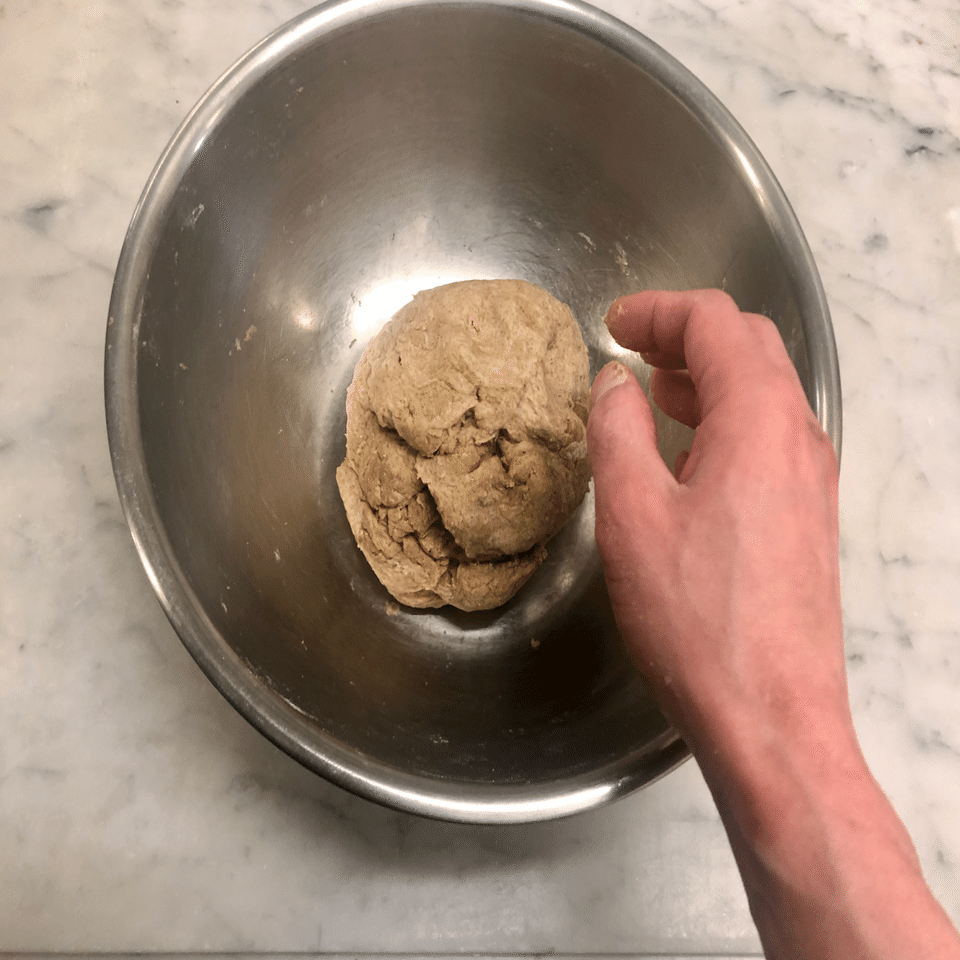 【レシピ】変わり種『はったい粉』フォカッチャの作り方【前編：一次発酵まで】｜おかともひこ / コックさん👨‍🍳