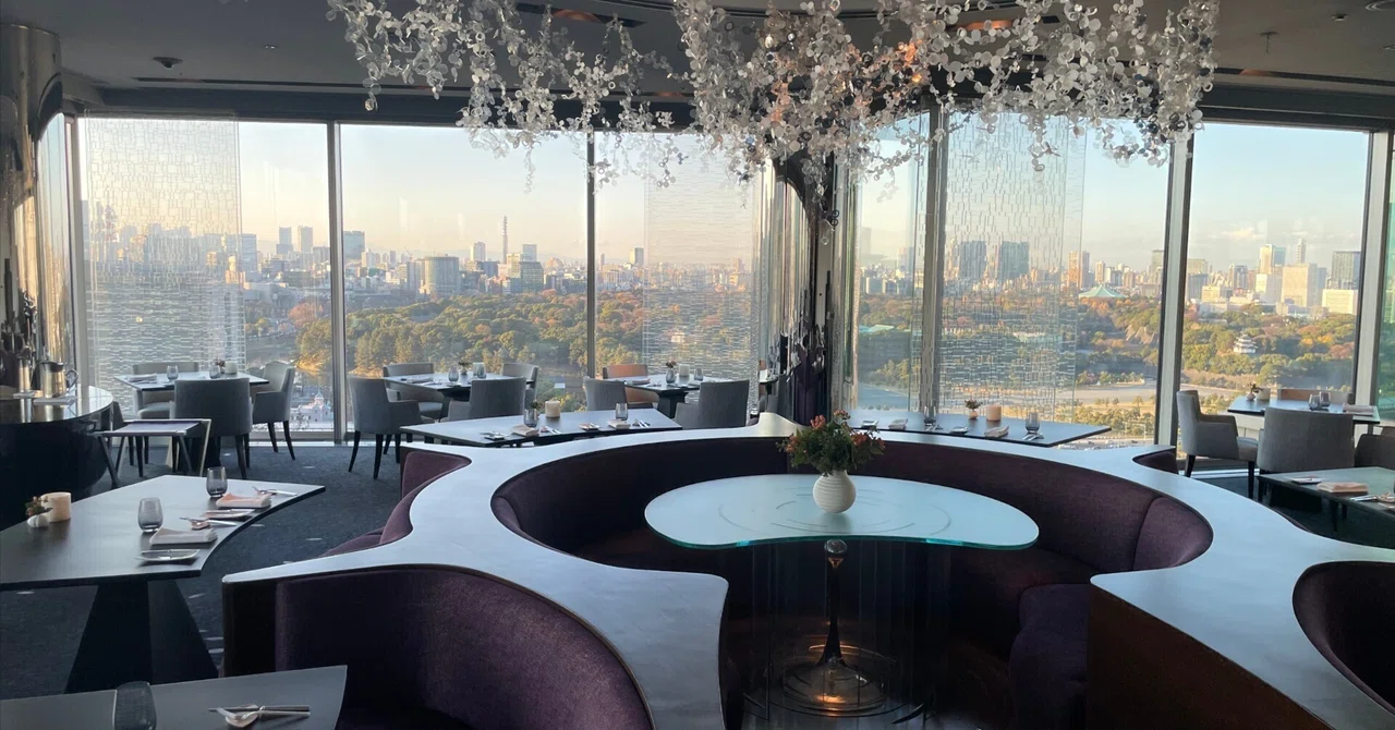 PETER BAR THE PENINSULA TOKYO｜今日もネボケています。