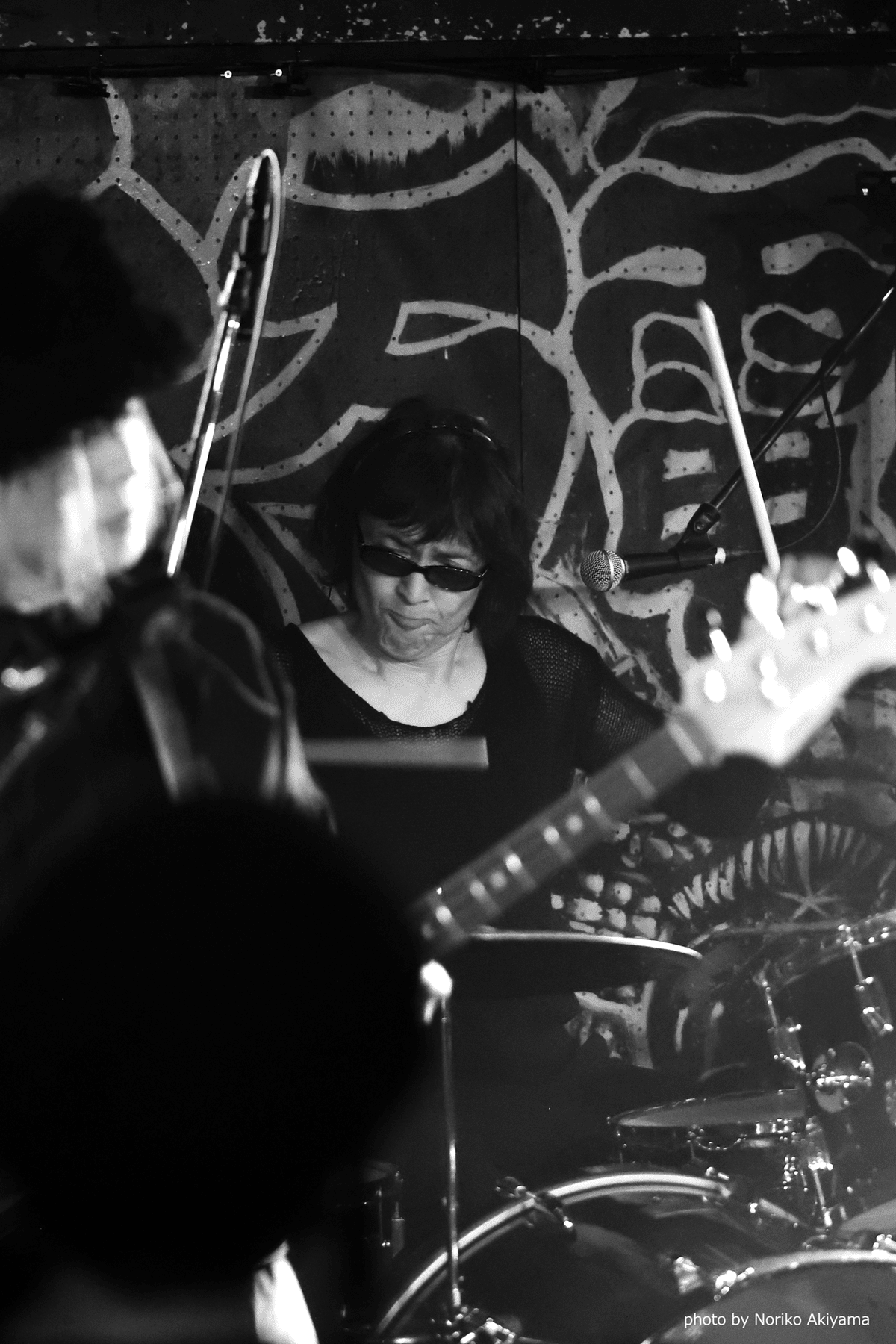 2025.12.12 BACTERIA -ONE MAN-guest: 森川誠一郎 "ABSOLUTE NOISE MONSTER" 東高円寺二万電圧｜Noriko Akiyama (ANZU ...