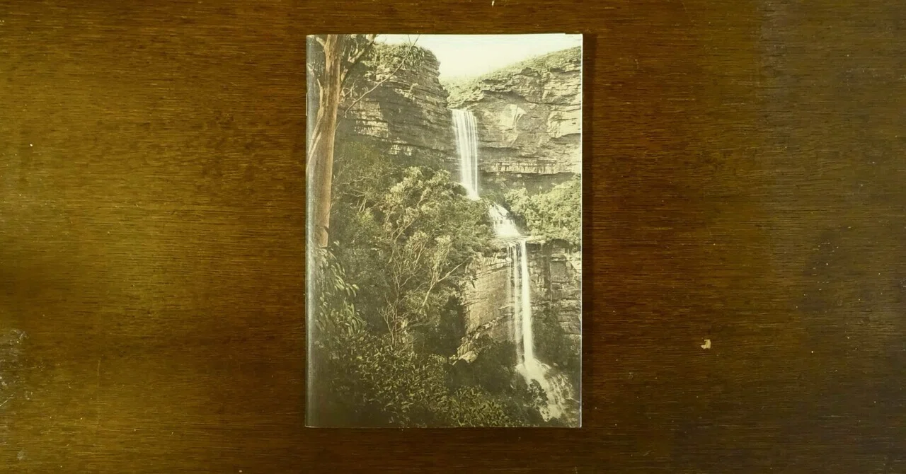 Notebook Waterfalls｜IDEABOOKS JAPAN