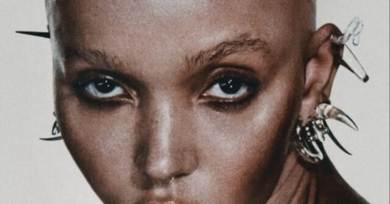 Eusexua／FKA Twigs｜Okada Toshihiro