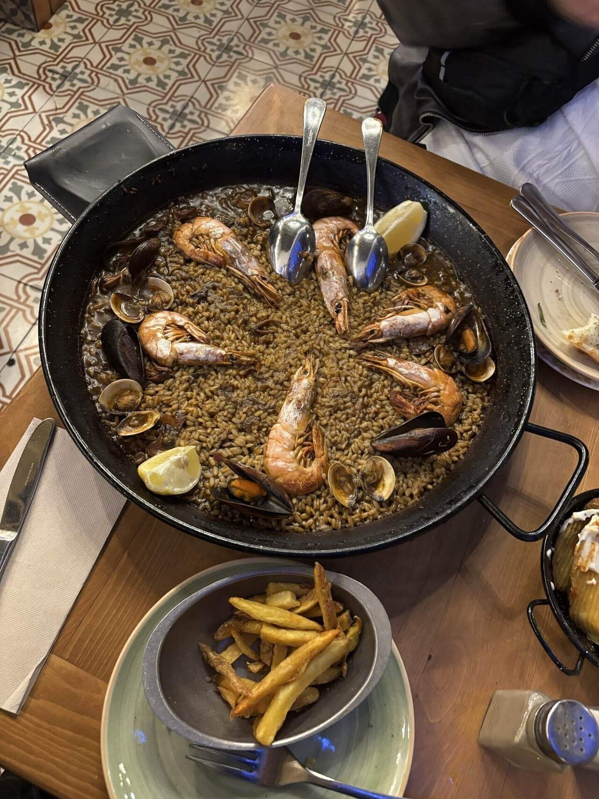 パエリアという食べ物🥘｜ポッポ