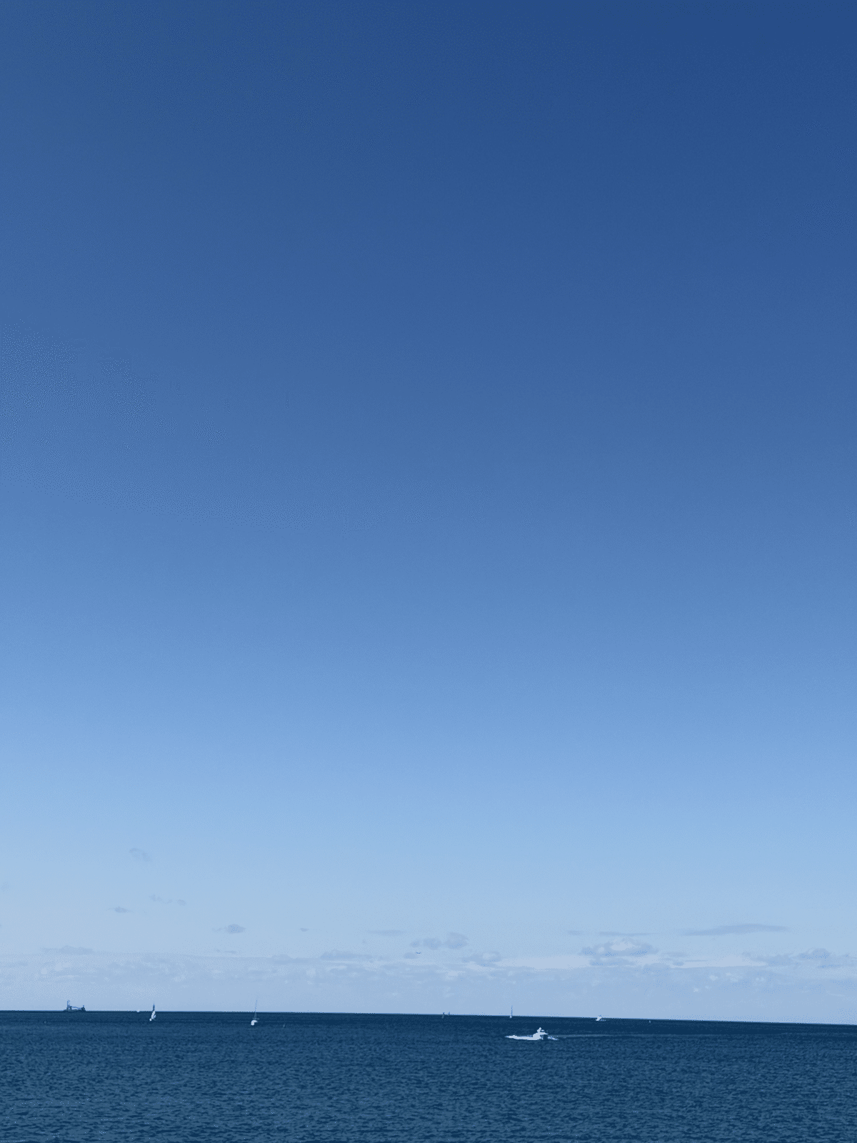 『趣味日記』カメラの向こう側。穏やかな日常が流れる。ほっとする。｜Risa.