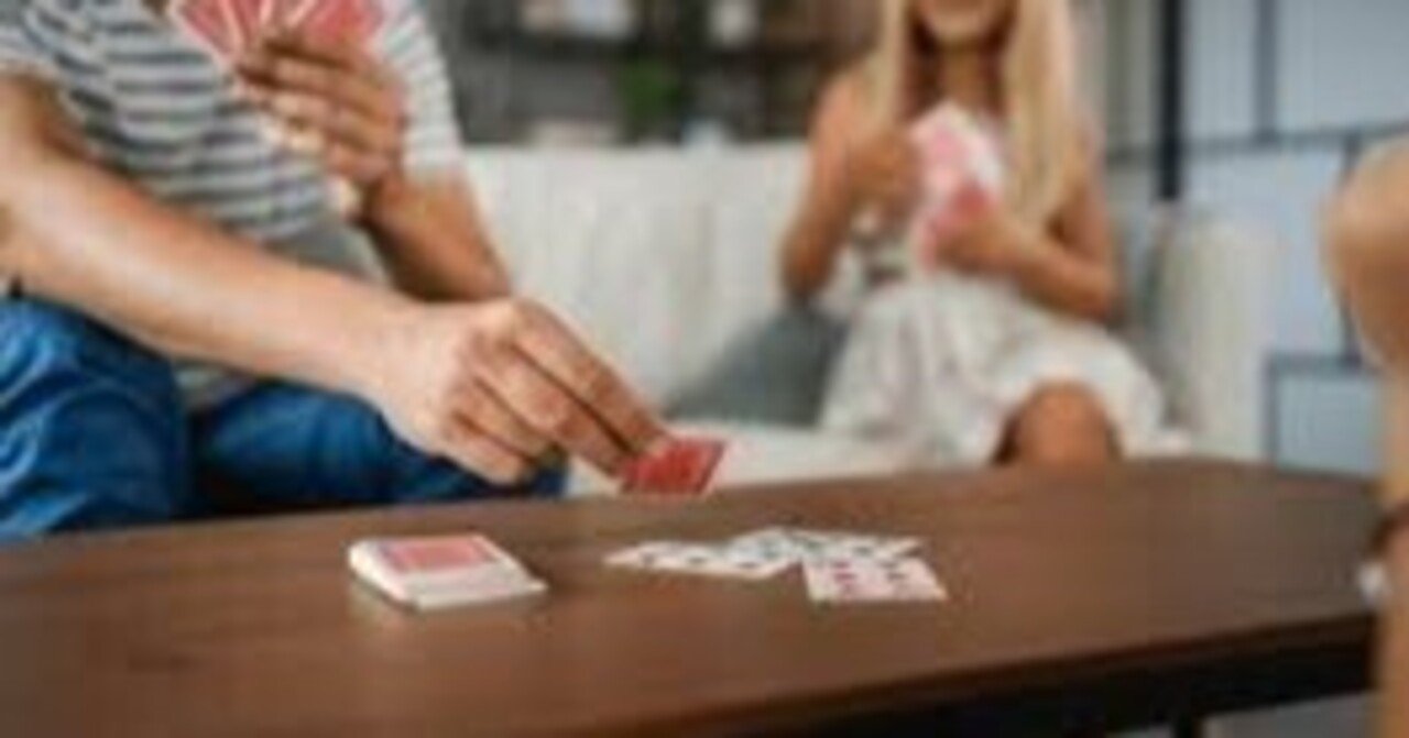 No.287 put cards on the table｜English Freak フレーズ・単語で学ぶ英語