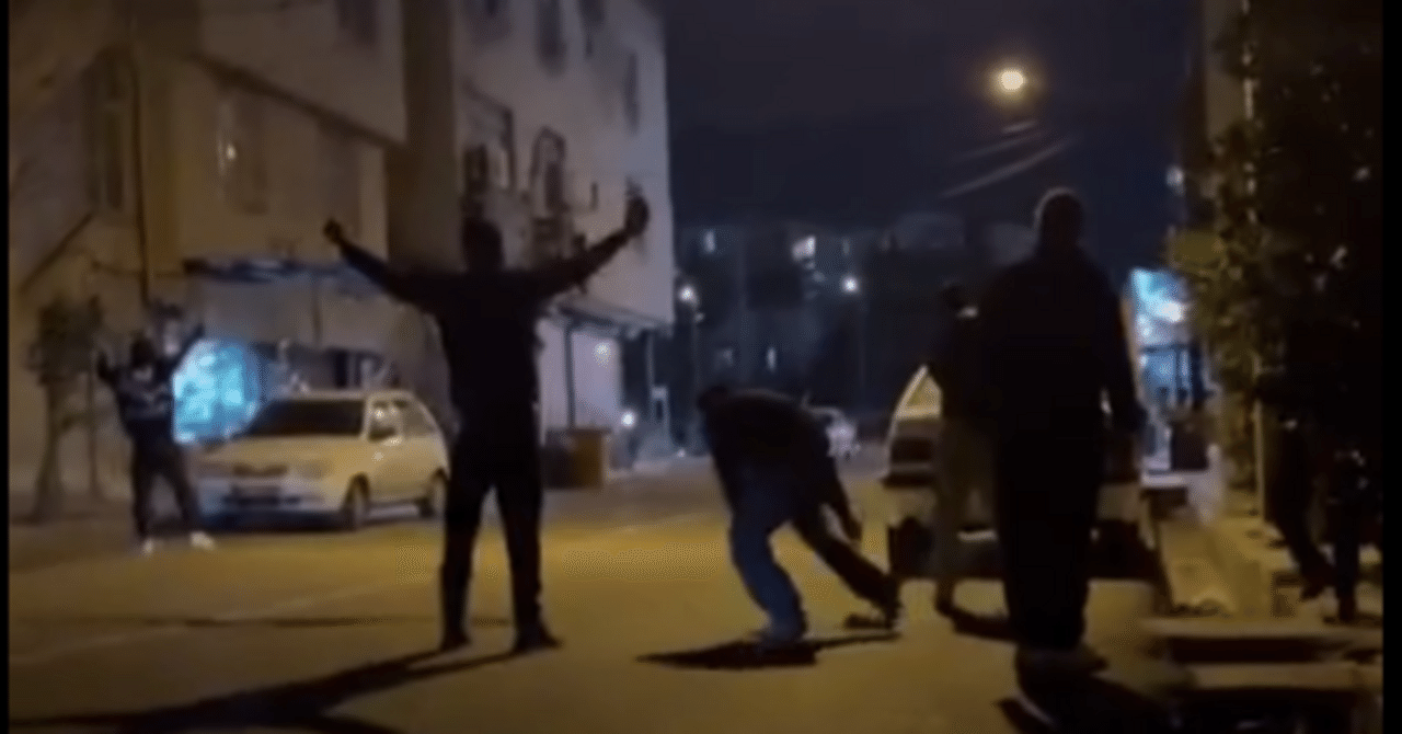 イランのアナキスト達：蜂起は「一般民衆による本物の自主組織化」である｜bakuto morikawa