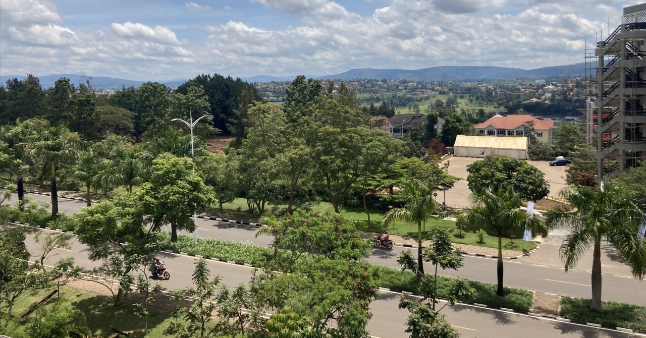 「serial experiments lain」からのハイパーテクスト論からの都市論｜アカリ