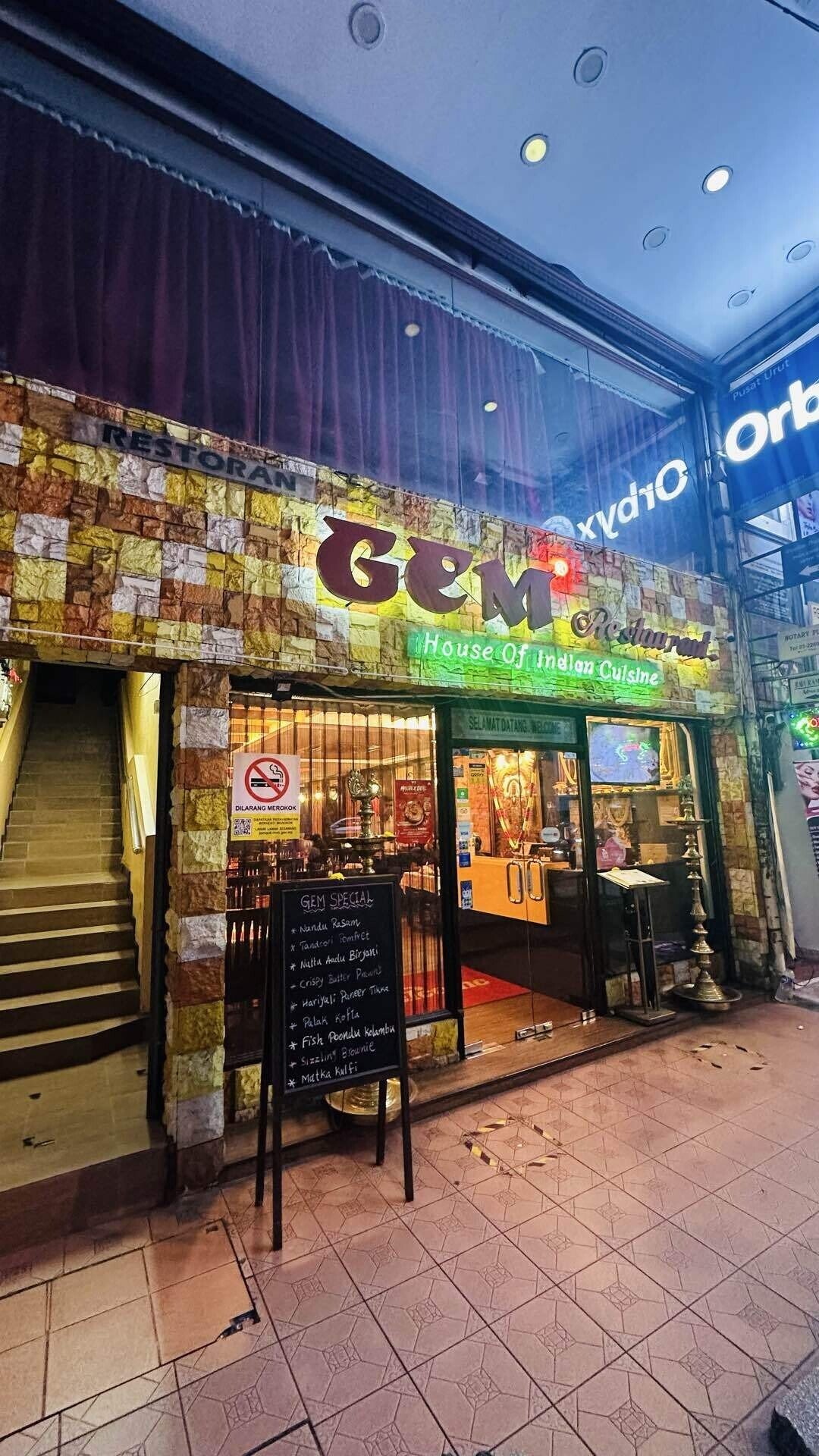 バターチキンカレー😊KLセントラル｜照り摩訶不思議なマレーシア🇲🇾英語力ゼロで頑張ってます😊