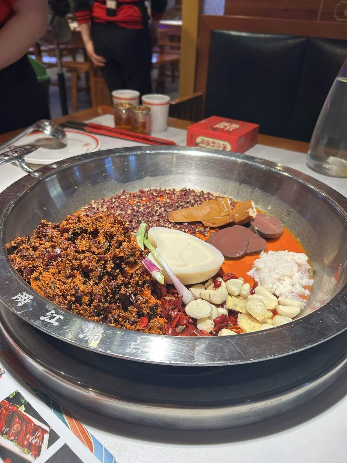 カンボジアに行ってきました① 〜重慶トランジット〜｜no_zuu