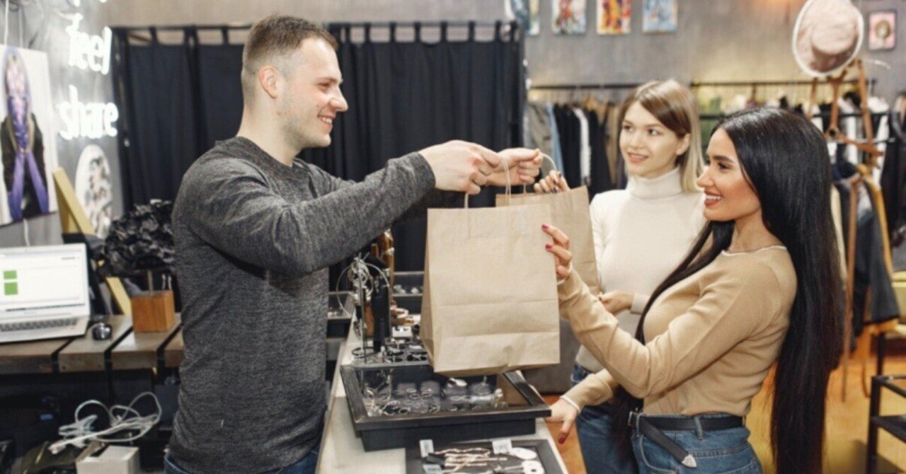 接客業における感情の置き場 なぜ、あなたの現場は疲れ続けるのか｜Maruyama Kunitomo