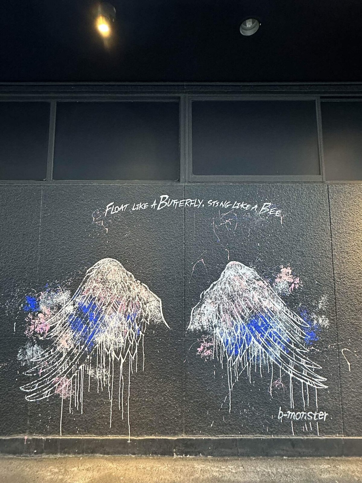 自己紹介｜旅と仕事と推し活と。全力疾走中の32歳商社OLの2026年目標🐎｜ままま【年10か国旅するアラサー商社OL】