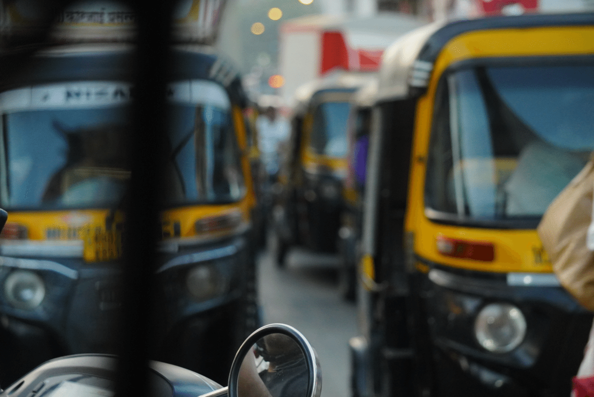 夜行バスに揺られて｜Tsubame