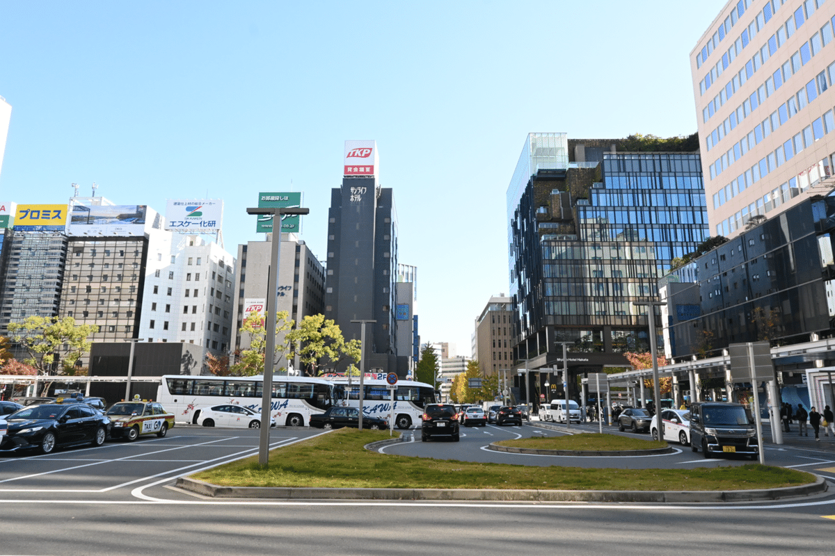 いつのまにか4万歩！初めての福岡県博多で屋台ができあがる瞬間に驚くの巻｜博多旅日記｜しいのあや