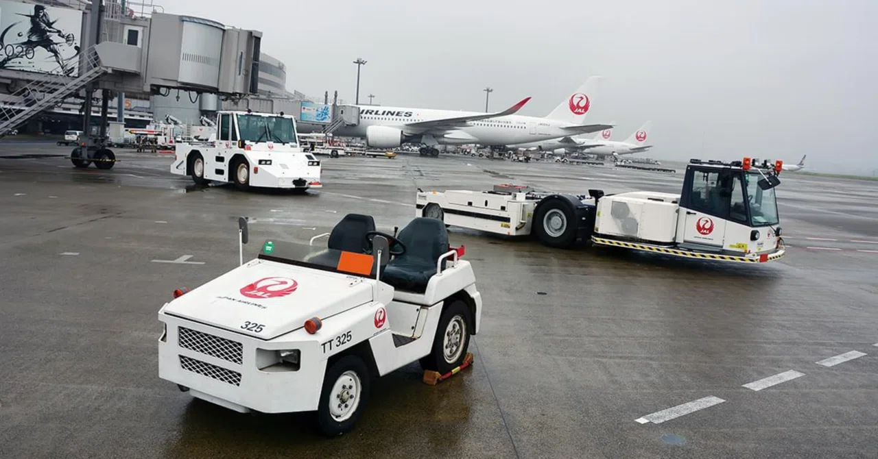 🚚 ️ JAL introduces 'Level 4 Autonomous Driving' at Haneda and Narita ...
